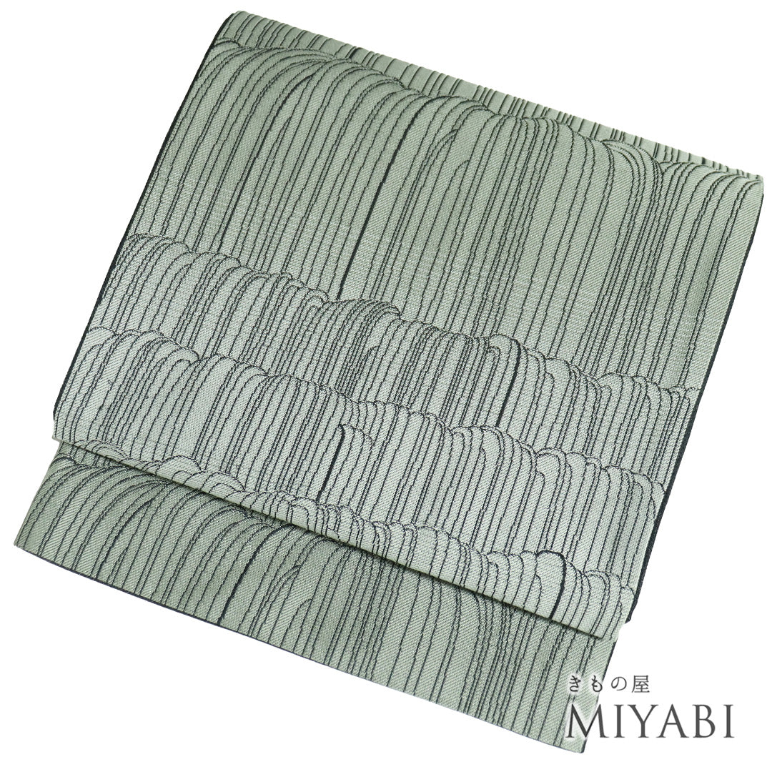 リサイクル袋名古屋帯 帯丈372cm 全通 幾何学模様 グリーン Mサイズ ポリエステル Sランク カジュアル お洒落 NA-799 – きもの屋 MIYABI.net